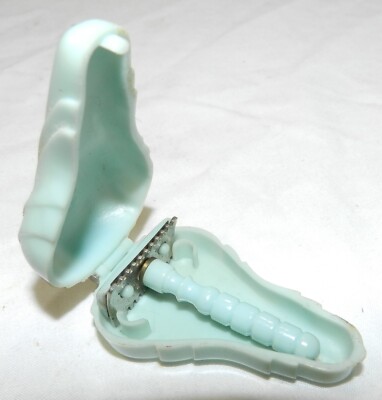 Vintage Kewtie Women's Mini Razor with Case - Hard Plastic | eBay