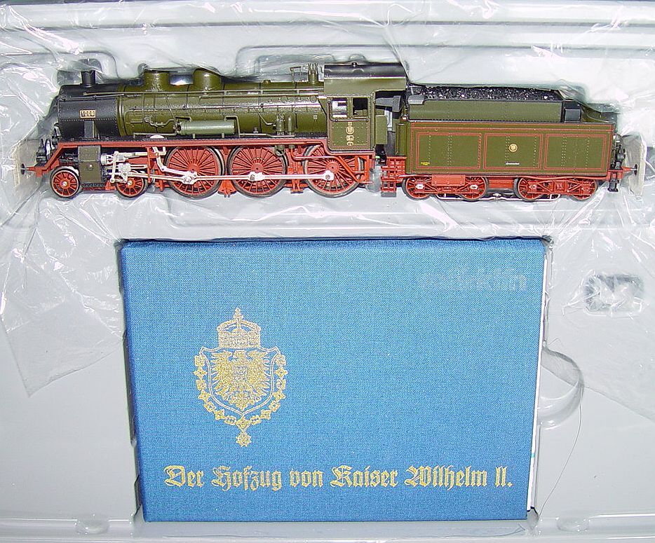 Marklin DIGITAL AC HO IMPERIAL COURT S10 STEAM LOCOMOTIVE EMPEROR ...