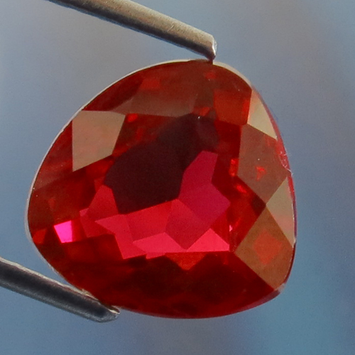 5.05 ct Lab Created Pigeon Blood Red Ruby Trillion Gemstone 10.2 x 10.2 ...