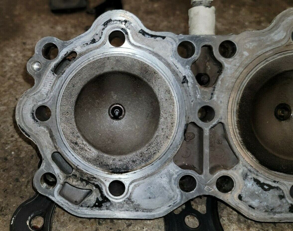 Sea Doo 1997.5 GSX LTD WHITE 947 951 cylinder cylinders head cover ...