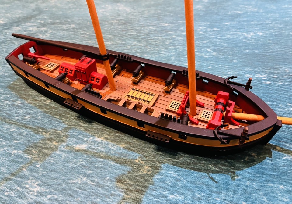 HMS PICKLE 1800 Napoleonic Schooner Plastic Model Kit & Crew ( 1/56 ...