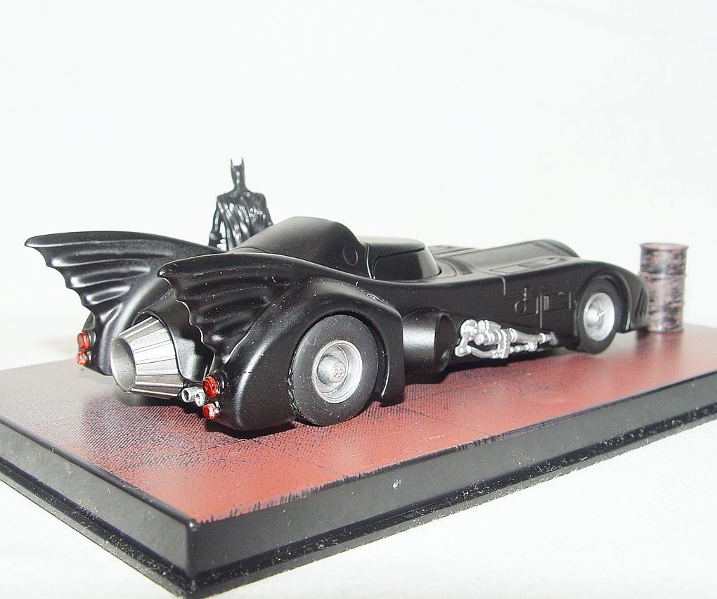 Ixo Altaya 1:43 BATMAN BATMOBILE TV Series 1989 DC COMICS DISPLAY SET ...