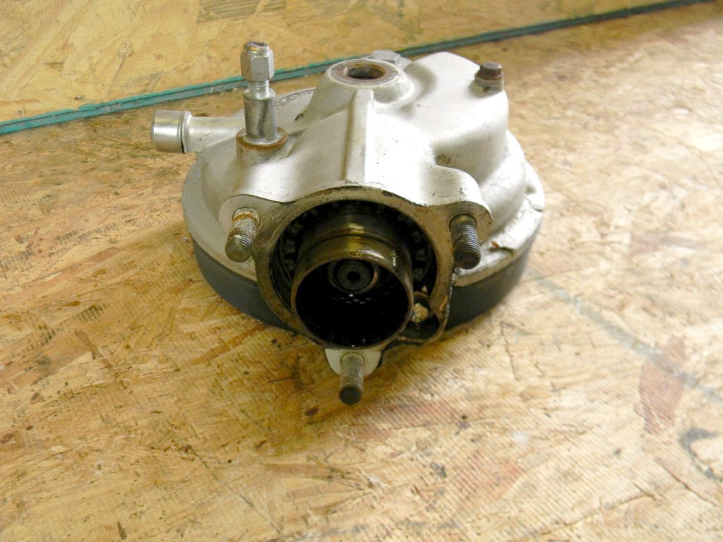 FINAL DRIVE rear back diff differential 1983 Honda V65 Magna VF-1100 C ...