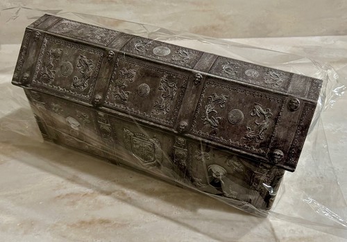 New Very Limited HTF Nosferatu Sarcophagus Popcorn Bucket Cinemark ...