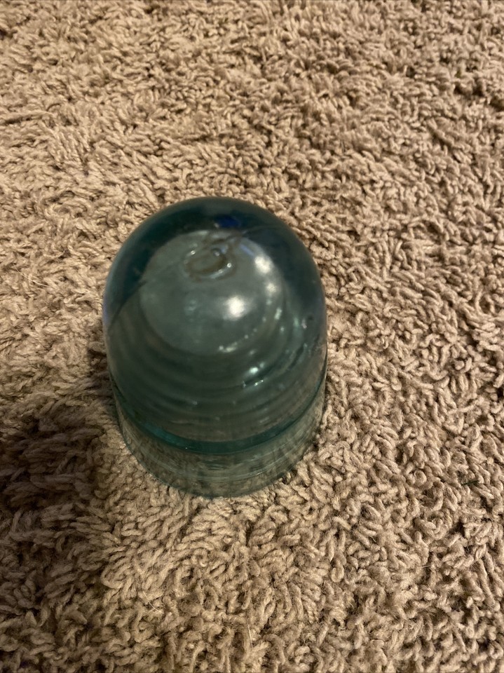 BROOKFIELD BEEHIVE SKEB CD 145 Glass Insulator Lt. AQUA Embossed B | eBay