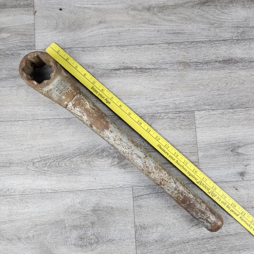 8 Point 1-5/8" Boxed End Wrench Heavy Pipe Handle Marked CAMERON 23159 ...