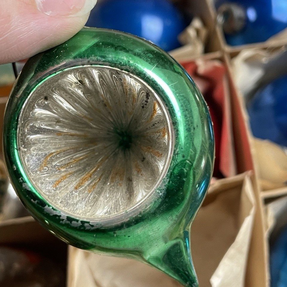 Vintage 1950s 12 Mercury Glass Christmas Tree Ornaments Box Fantasia ...