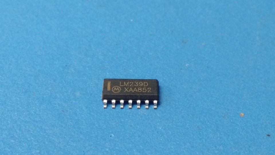 (20 PCS) LM239D MOTOROLA IC VOLT COMPARATOR QUAD 14-SOIC | eBay