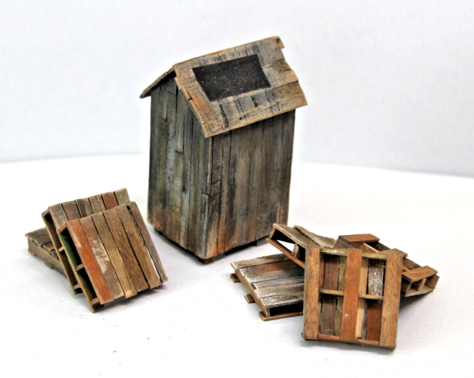 O Scale Scratch Built Outhouse and 7 pallets Weathered Free Shipping ...