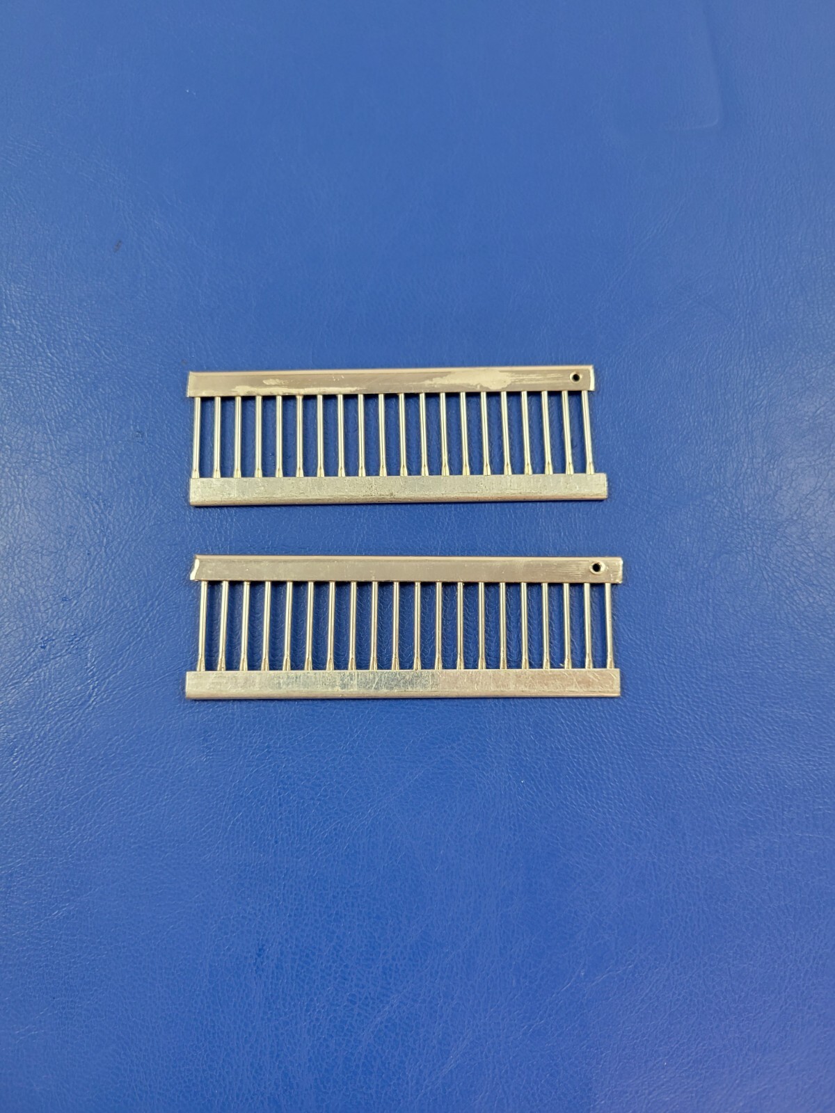 Set of 2 Pfaff Passap KNITTING MACHINE 5.0MM 20 STITCH DECKER COMBS | eBay