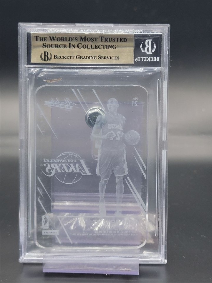 KOBE BRYANT 2016-17 ABSOLUTE GLASS SSP PRISTINE LAKERS #16 BGS 10 Q4244 ...