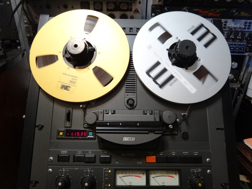 MUSIC MAKERS BROADCAST FRANK ZAPPA AMERICAN COMPOSER-BEVERLY D'ANGELO ...