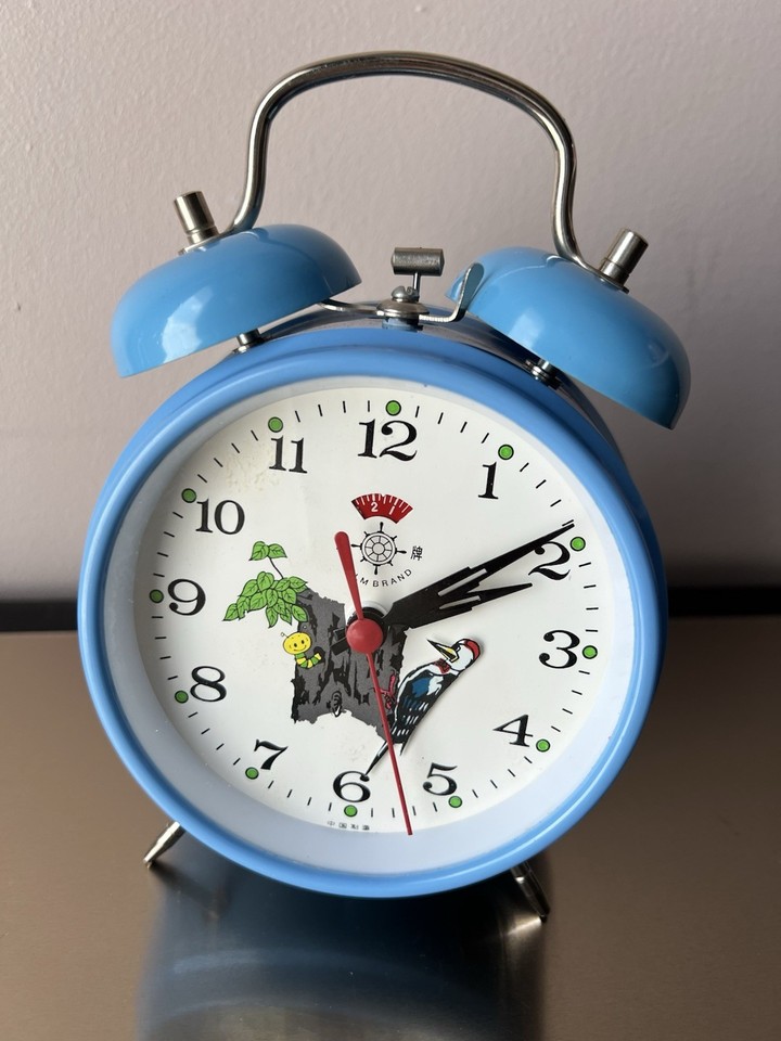 Vtg Helm Animated Moving Alarm Clock Woodpecker Bird Worm Blue Tested ...