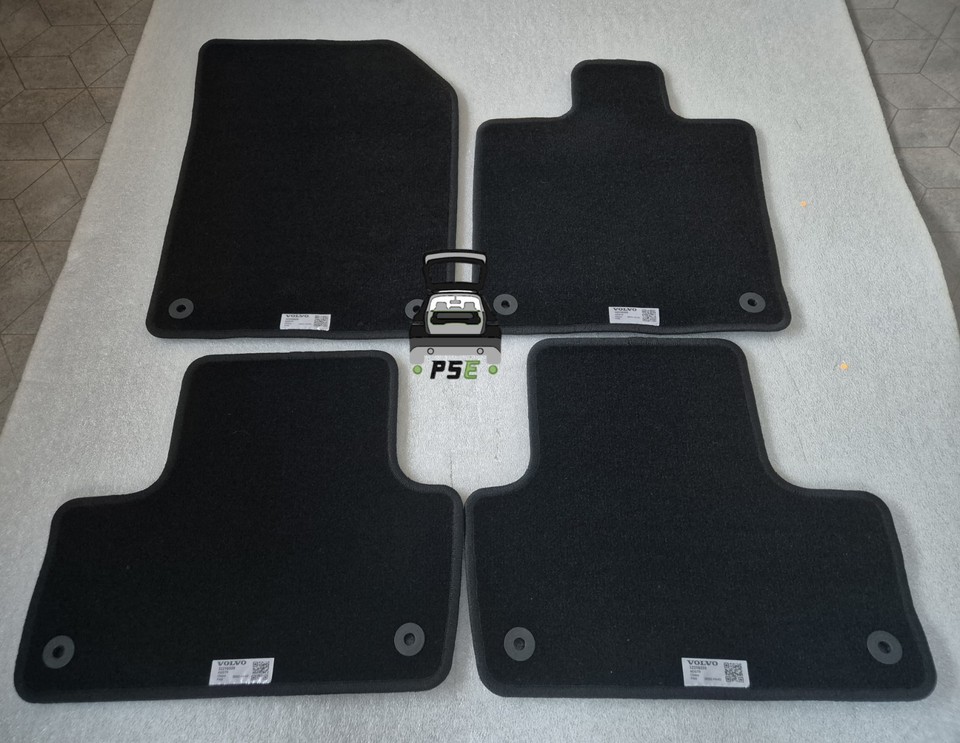 32216559 Volvo XC40 Genuine Black Carpet Mats Set Front Rear RHD 2018 ...
