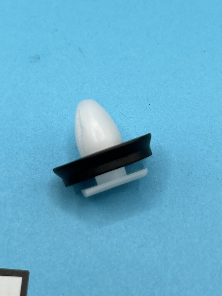 (Pack of 10) Door & Body Side Molding Clips for Ram ProMaster 68093998 ...