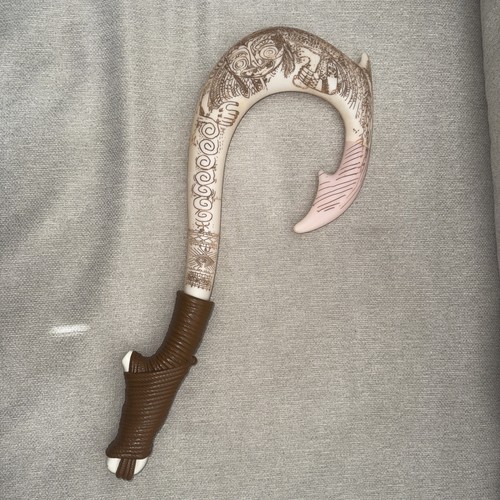 Disney Moana Maui’s Plastic Magical Fish Hook 20" Lights Only Version ...