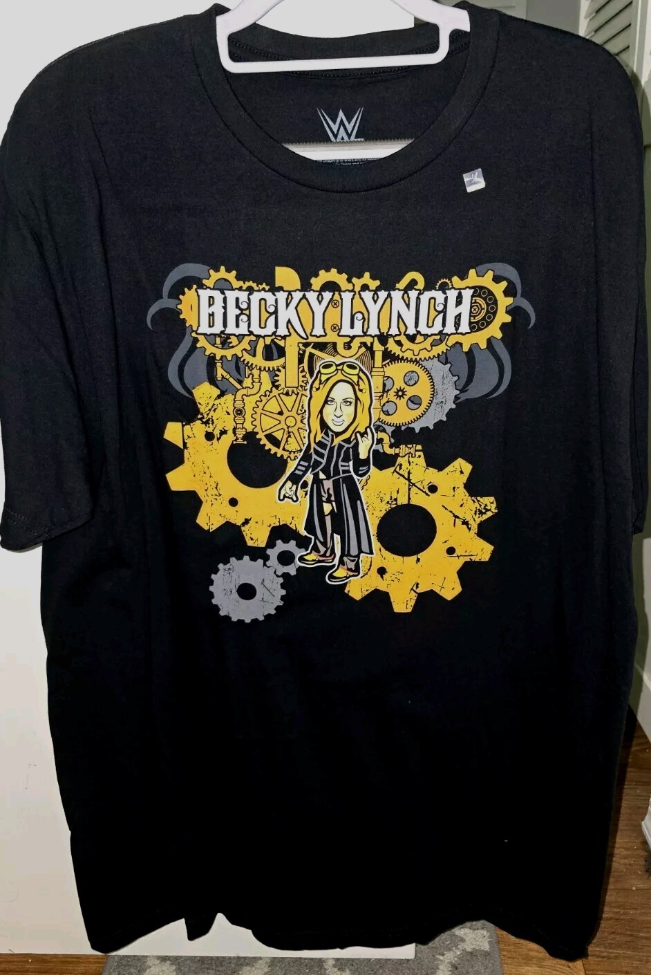 BECKY LYNCH XL NERDS WWE AUTHENTIC T-SHIRT XL NEW | eBay