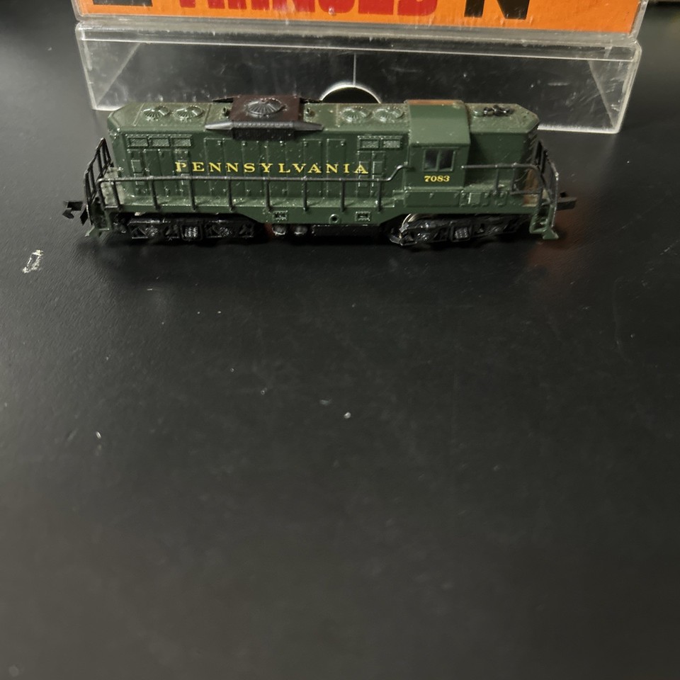 Arnold N scale model train locomotive, product number 5042 | eBay