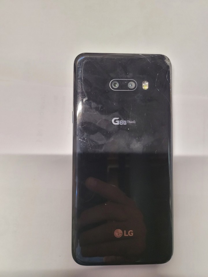 LG G8X ThinQ LM-G850 AT&T back is crick screen is ok usb port not work ...