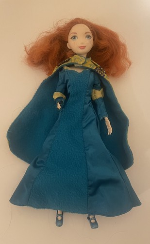 Mattel Disney Coronation Merida Fashion Brave Doll With Reversible Cape ...
