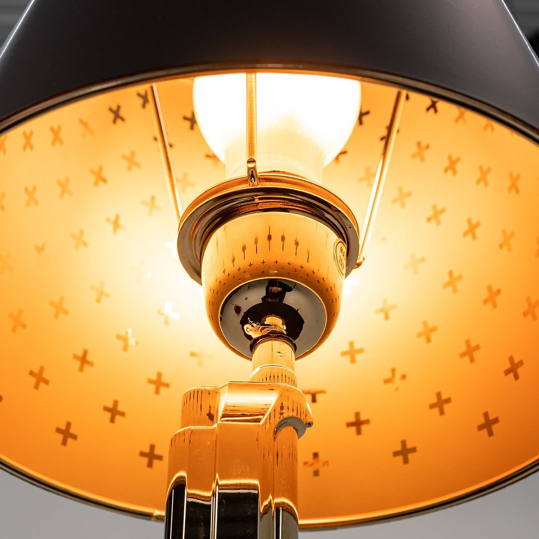 Stark Gun Lamp AK 47 Gold Lamp (Philippe Stark Replica) For Sale In