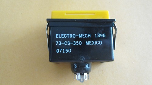 Electro-Mech 73-CS-332 Rectangle panel light sockets &yellow lenses,sw ...