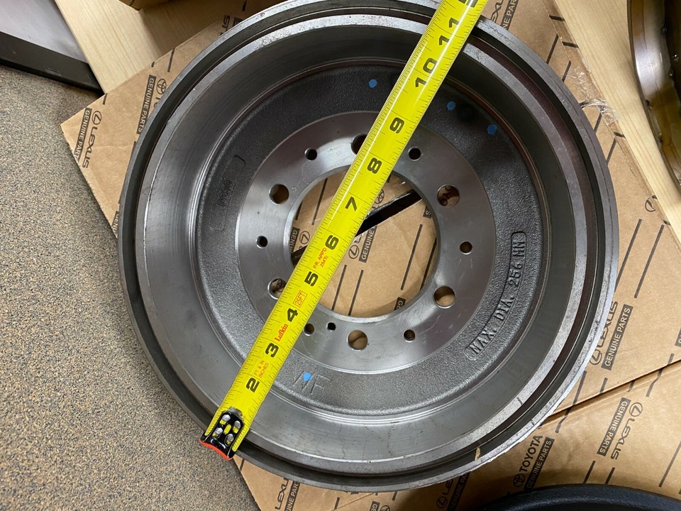 2005-2015 TOYOTA TACOMA 4WD GENUINE OEM REAR BRAKE DRUMS AND SHOES ...