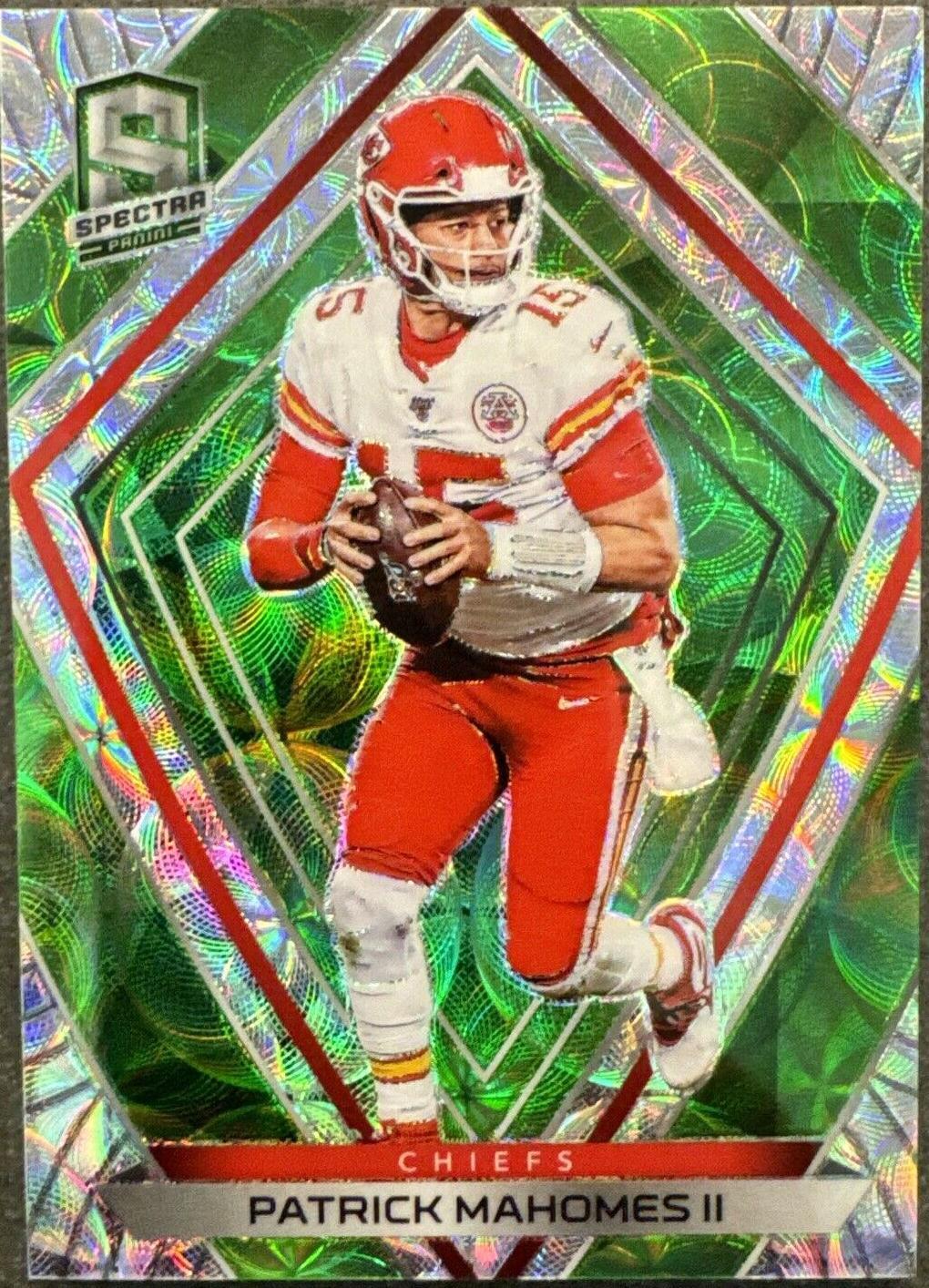 2020 Panini Spectra - Patrick Mahomes II #81 Neon Green /35 for sale ...