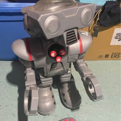 Toymax R.A.D. 4.0 Radio Controlled Robot Voice Command RAD vintage with ...