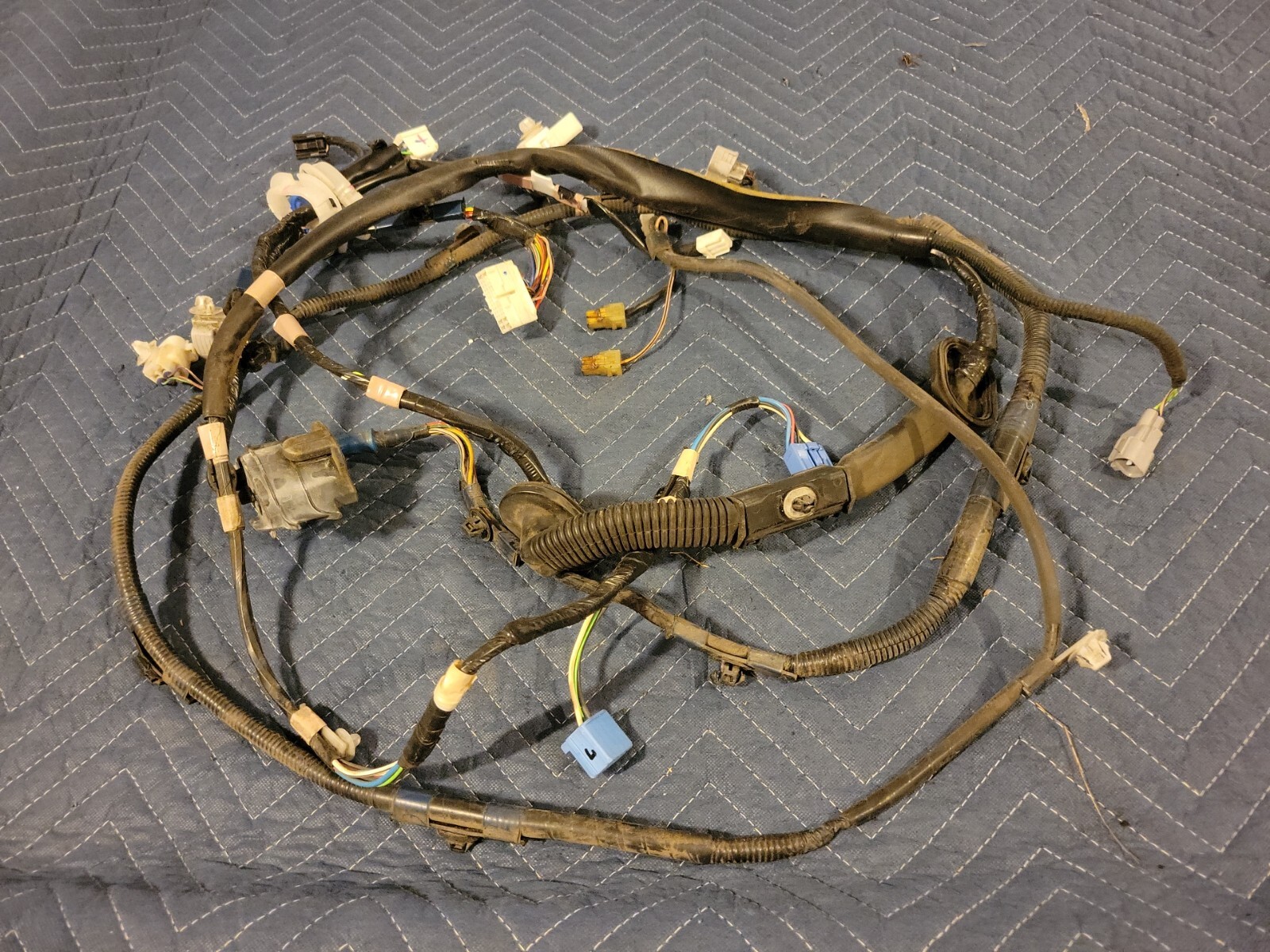 03-05 Toyota 4runner rear hatch wiring harness W/ SPOILER 2 PIECES ...