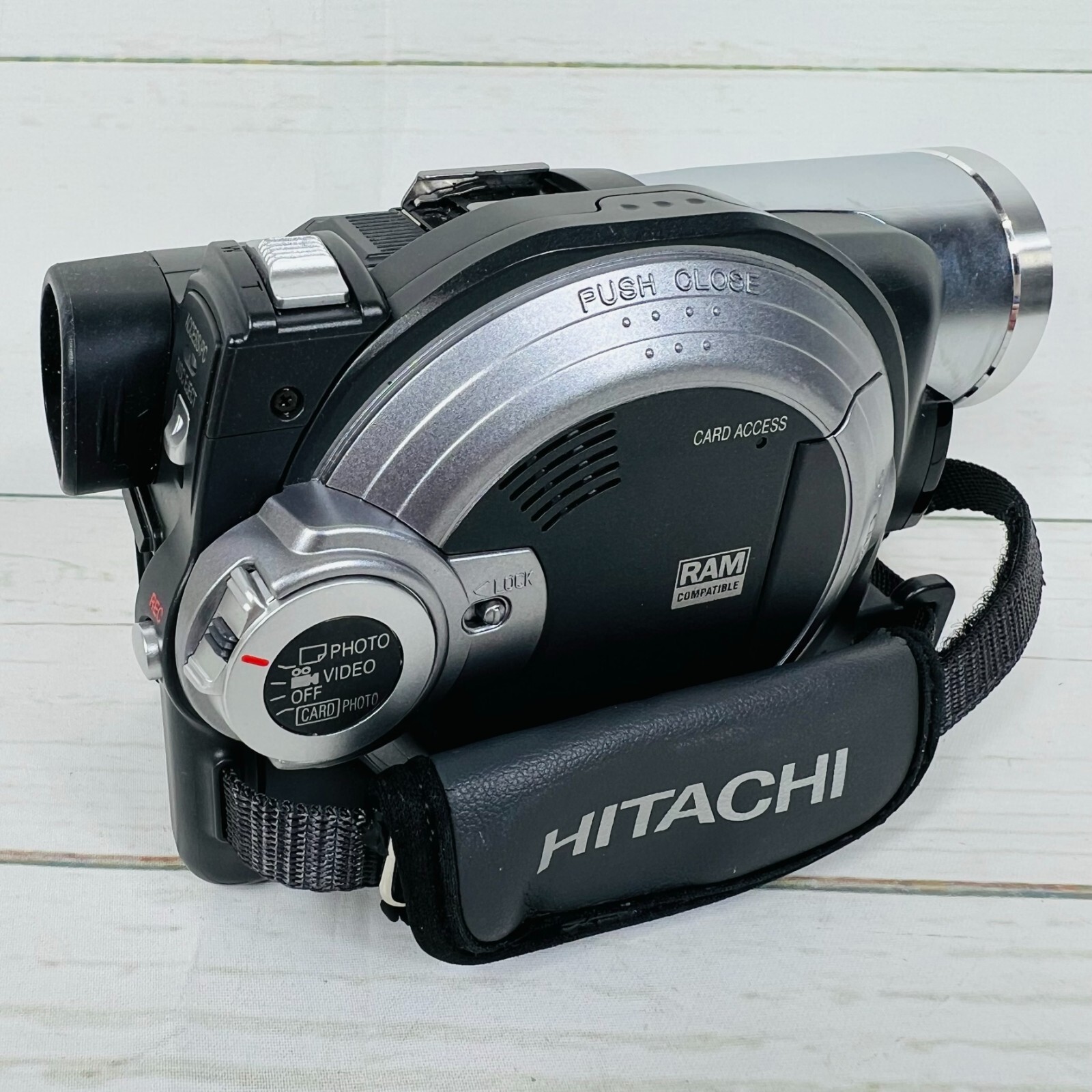 Hitachi Camcorder DZ-MV580A DVD CAM Camera | eBay
