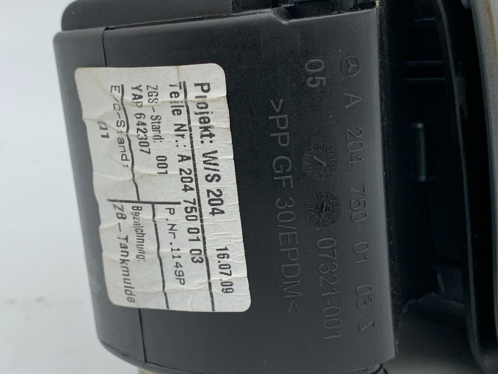 Mercedes-Benz W205 Tankdeckel 775 Silber A2047500103 A2045845017 ...