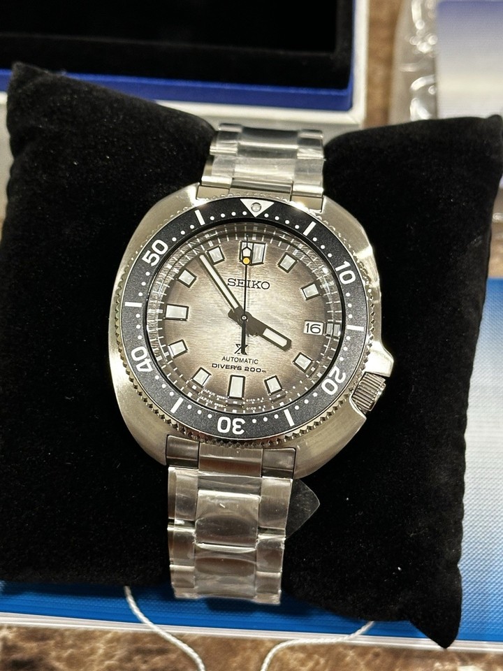 Seiko Prospex Gray Men's Watch - SPB261 | eBay