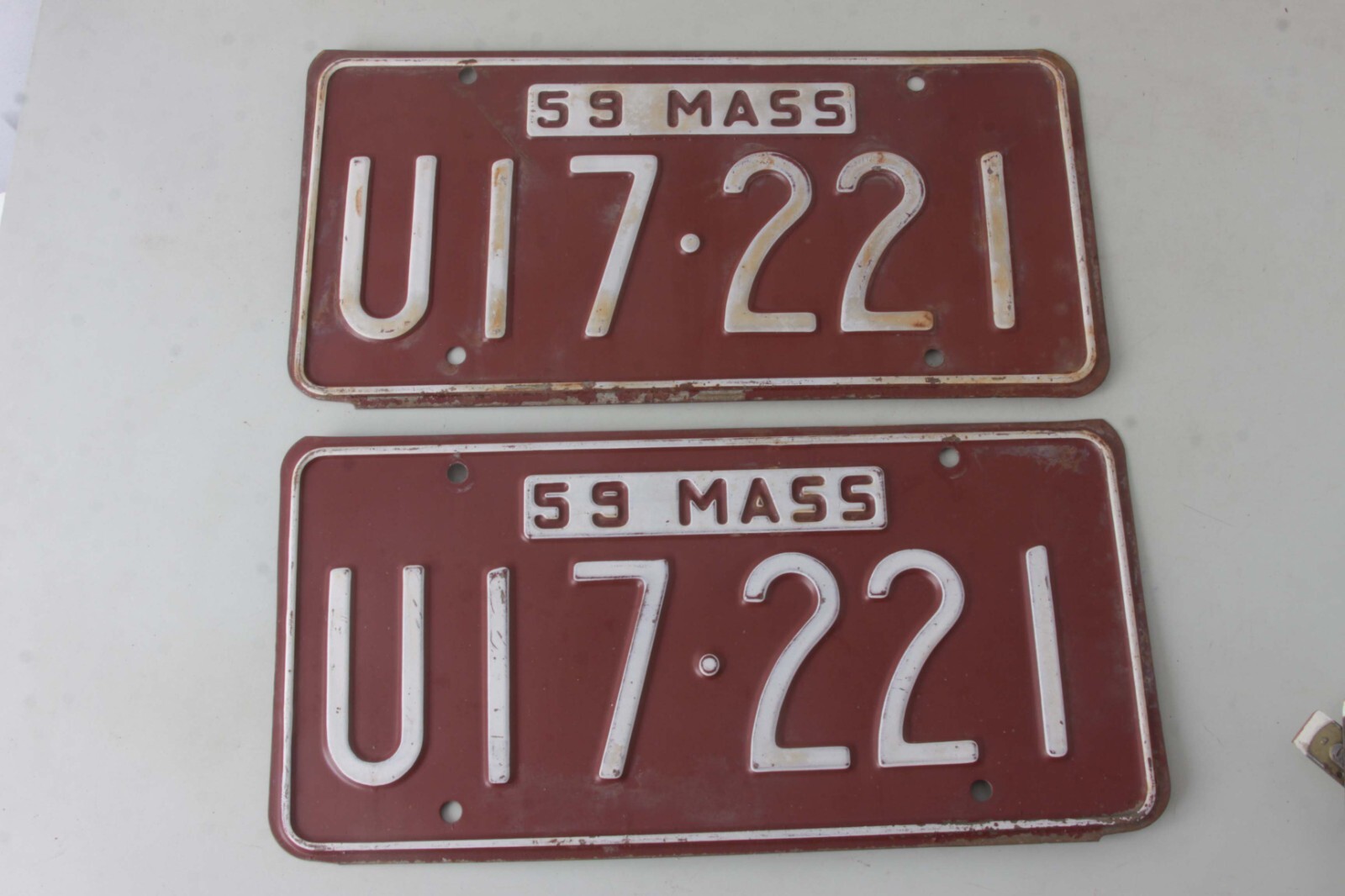 Matching Pair Vintage License Plates Massachusetts 59 / 1959 MASS U17 • 221