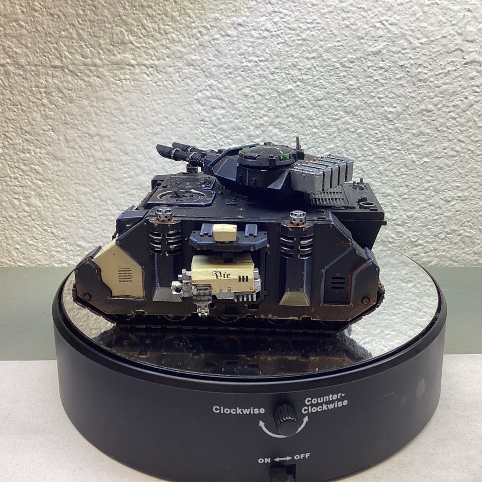 Warhammer 40k- Space Marine Predator Tank built and painted MS7191 | eBay