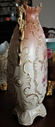 Porcelain Flask VASE, Austrian, Rococo, Rocaille/Shell, Gilt, Rose ...