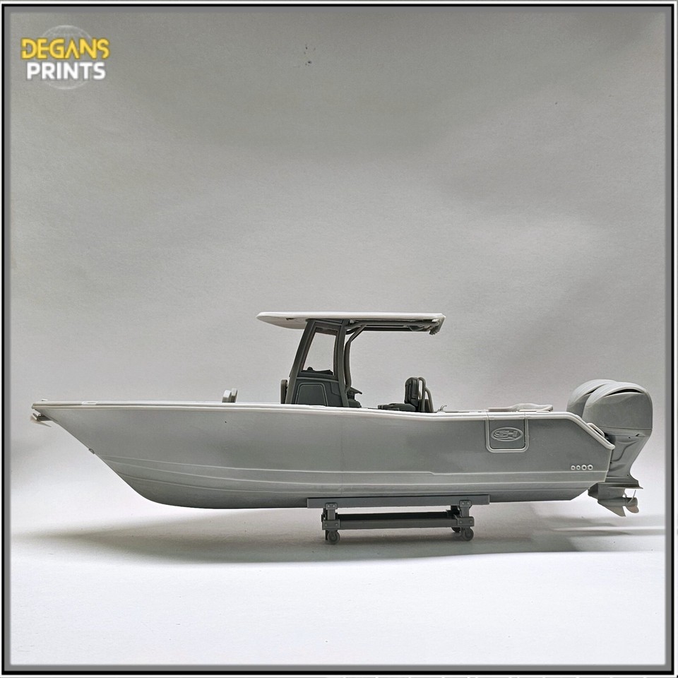 SeaHunt 275 SE Center console Boat model kit 32pc 1/24 scale diorama 3D ...