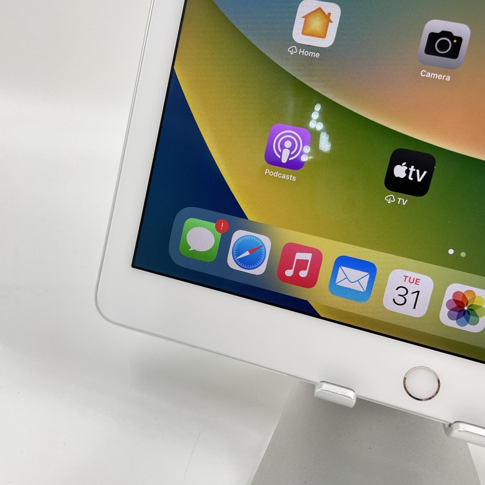Apple iPad Pro 12.9 (2nd Gen.) 64GB Silver WiFi - Good w/ Backlight ...