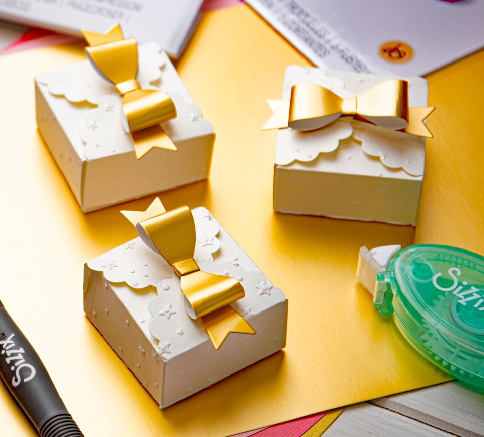 Sizzix Thinlits Treat Box 5pc set #666488 Retail $19.99 by Jennifer Ogborn | eBay