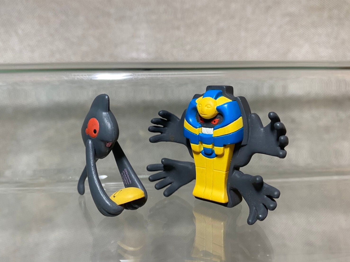 Pokemon Cofagrigus And Yamask
