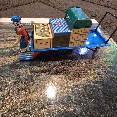 Vintage Baggage Train Cart Worker Tin Litho Wind Up Toy Needs a Key ...