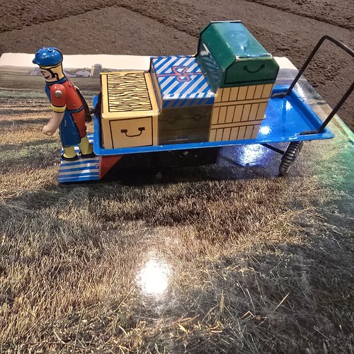 Vintage Baggage Train Cart Worker Tin Litho Wind Up Toy Needs a Key ...