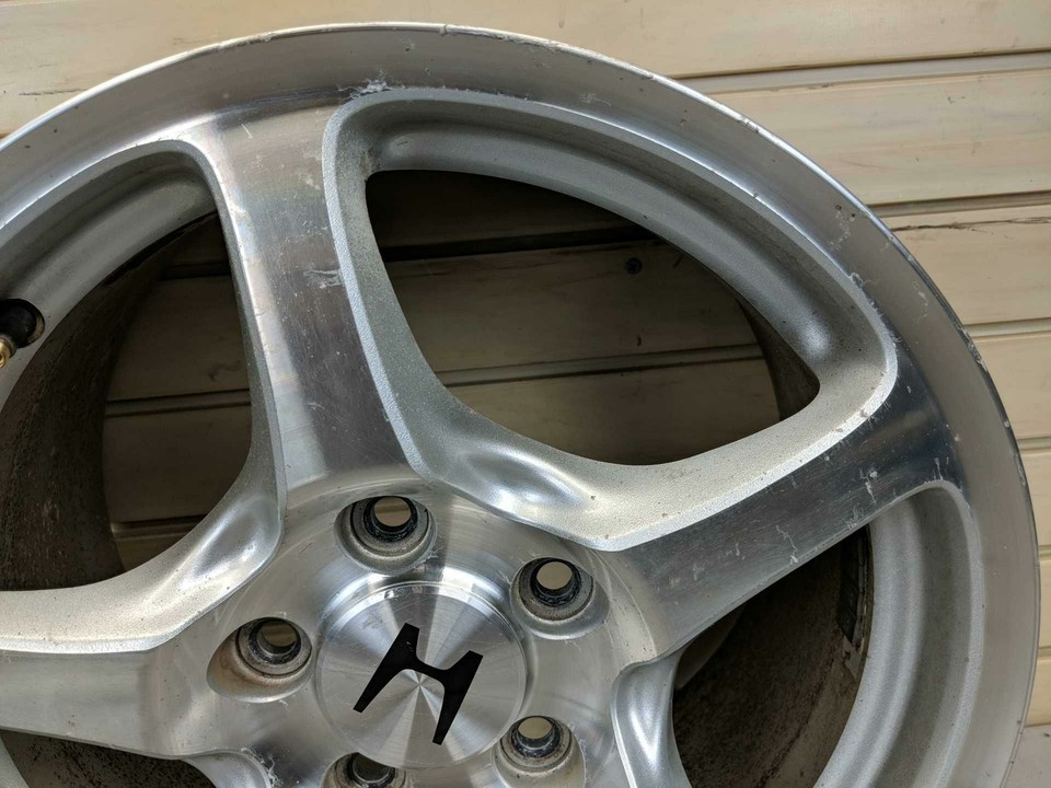 2000-2003 Honda S2000 - OEM Rear Wheel 5 Spoke Polished Alloy w/ Center ...