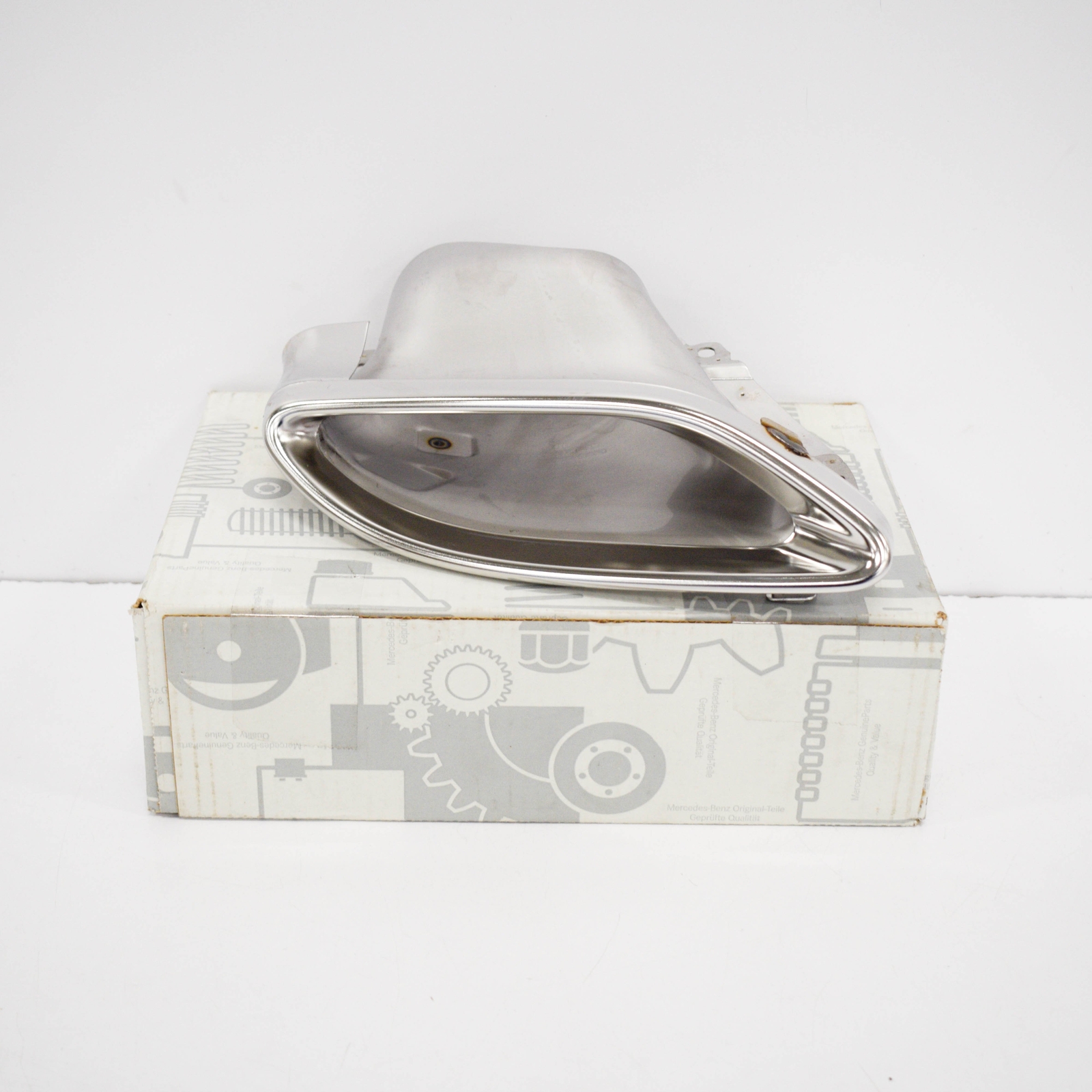 MB B-CLASS W246 Exhaust Tip Trim Right Side A2464900427 2015 NEW ...