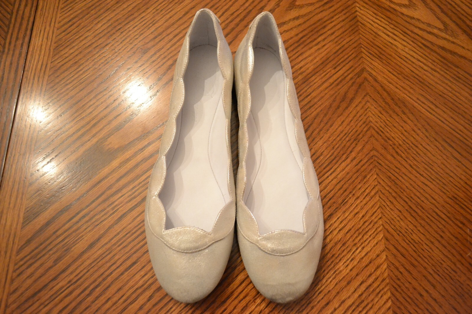 $348 New DELMAN Lithe Silver Washed Leather Ballet Flat Shoes Size 7M ...