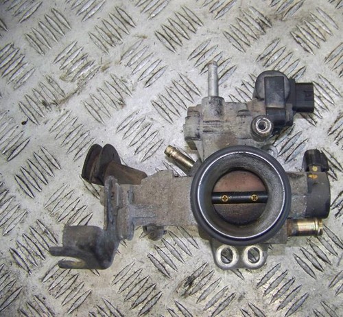 TOYOTA YARIS I 1.0 TSI THROTTLE DROSSELKLAPPE ACCELERATORE 89452-52010 ...