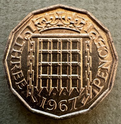 1967 3d Three Pence Thruppence Thruppenny Bit QE2 Collectable Brass ...