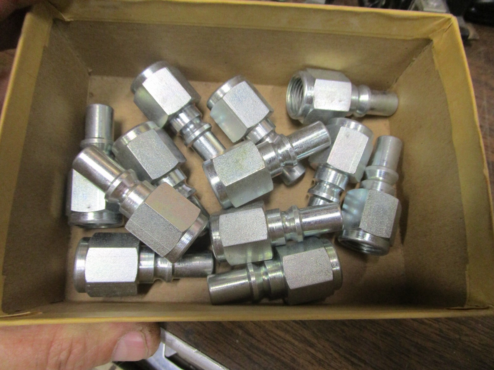 12 New ARO 1878 Milton Style AA 3/8" Female Pneumatic Air Line PLUGS | eBay