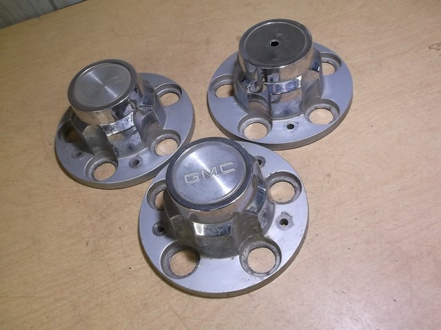 1973 - 1987 Chevy Chevrolet Square Body C10 Truck 5 Lug Center Hub Cap ...