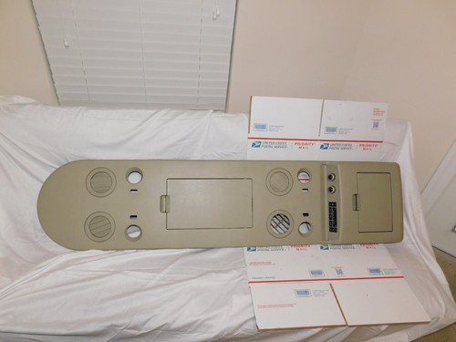 04-12 NISSAN ARMADA INFINITI QX56 Rear OVERHEAD Roof CONSOLE W/ DVD OEM ...